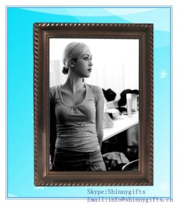 China Aluminium Photo Frame, Silver Photoframe for sale