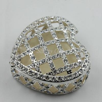 China Shinny Gifts Handmade Plywood Jewelry Box Heart-shaped Box Decorative Jewelry Box Metal for sale