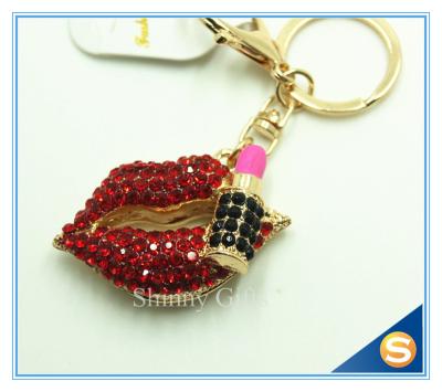 China Sexy Red Lips Hot Rhineston Metal Key Chain Souvenir Key Ring for sale