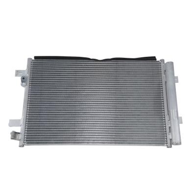 Cina 2016-2019 Chevrolet Sail LOVA RV Condensatore di aria condizionata per ricambi auto 26673500 in vendita