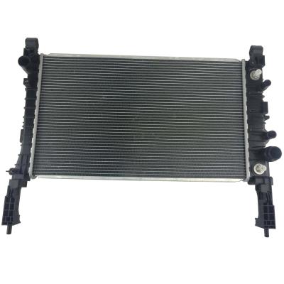 Cina Chevrolet Tracker e Buick Encore Radiatore in alluminio con serbatoio d'acqua in plastica 95298553 in vendita
