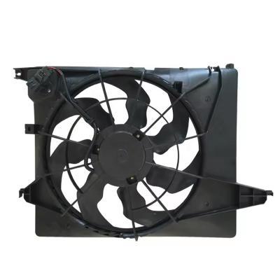 Cina Ventilatore radiatore elettrico 12V per Hyundai SantaFe 2.4 25380-1U100 253801U100 253801U101 in vendita