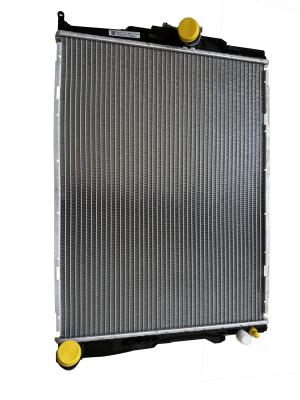 Cina Radiatore in alluminio per BMW X1 Z4 E81 E82 E84 E88 E90 17117521048 17117553111 17117521046 in vendita