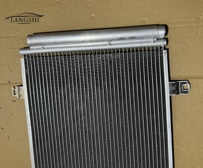 China LEXUS SC430 8846006070 Autodeeltjes Airconditioningcondensator voor TOYOTA CAMRY Te koop