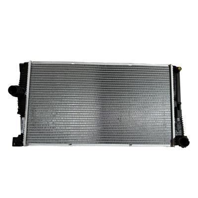 中国 BMW F10 5シリーズ 520i 17118658301 アルミニウムラジエーターのための自動車部品冷却システム 販売のため