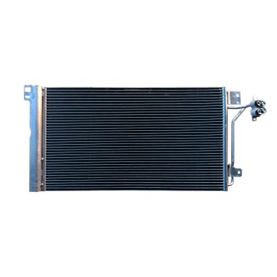 China Autodeeltjes airconditioning condensator voor VW Transporter Multivan 7H0820411C 1998-2015 Te koop