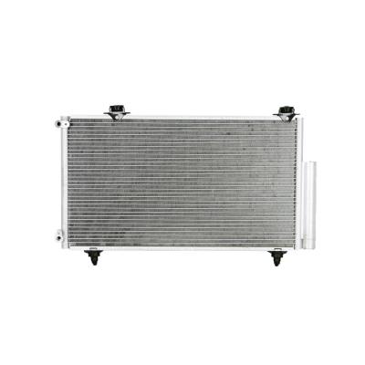 Cina 884500D130 Componenti per autoveicoli Condensatore di raffreddamento di aria condizionata per Toyota Vios/Soluna Vios YARIS in vendita