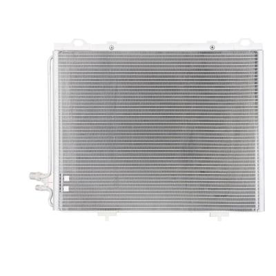 Cina Condensatore per auto per Mercedes-Benz E200 E240 2108300270 A2108300570 a prezzi accessibili in vendita