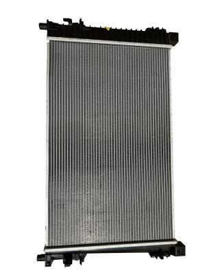 Cina 2002-2004 Anno Ricambi auto Radiatore in alluminio per Mercedes-Benz W203 A209 C209 3513408 in vendita