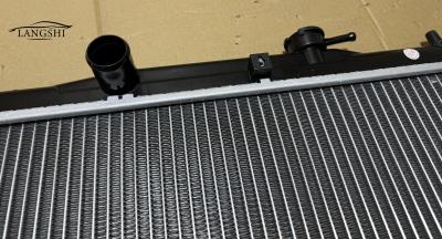 Cina XCIENT 6X4 13 SPECIAL 2013- Radiatore in alluminio per DONGFENG KIA CERATO MT G253100S000 in vendita