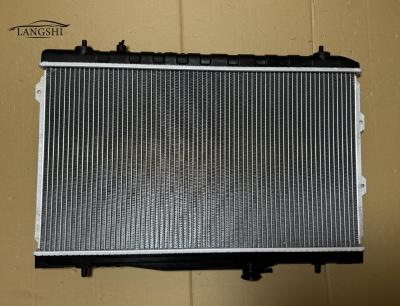 Cina XCIENT 6X4 13 SPECIAL 2013- Radiatore in alluminio per DONGFENG KIA CERATO MT G253100S000 in vendita