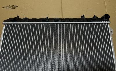 Cina XCIENT 6X4 13 SPECIAL 2013- Radiatore in alluminio per DONGFENG KIA CERATO MT G253100S000 in vendita