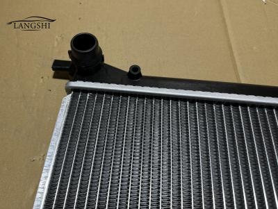 Cina QER2615 Radiatore in alluminio per Volkswagen Golf PASSAT e Audi A3 8P1 1K0121251BR 1K0121251E 1K0121251F in vendita