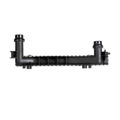 Cina 4F0121251Q Radiatore brasato in alluminio per Audi A6 676*418*32mm in vendita
