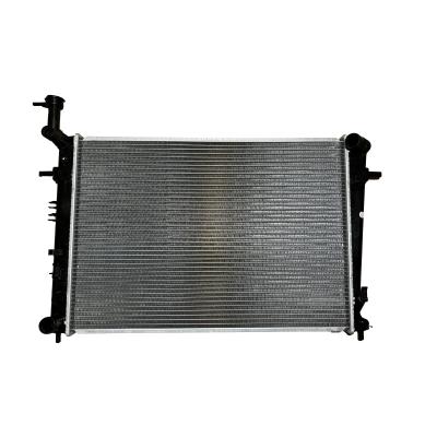 Cina Kia HY2210 253102E100 253102E101 253100L500 Parts auto Radiatore del sistema di raffreddamento del motore in vendita