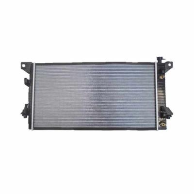 Cina Radiatore in alluminio personalizzato per Ford Expedition LINCOLN NAUTILUS 9L3Z8005B 9L3Z8005BCP in vendita