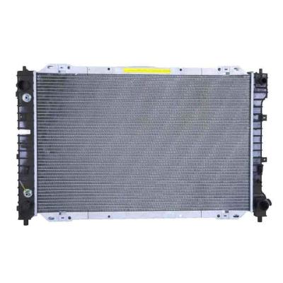 Cina Radiatore in alluminio per Ford Escape 2.0 YL8H8005KB YL8Z8005JA 4L8Z8005KA YF1015200 in vendita