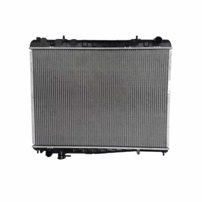 Cina Radiatore in alluminio per NISSAN Pathfinder 214604W017 214105W900 214100W817 214604W007 in vendita