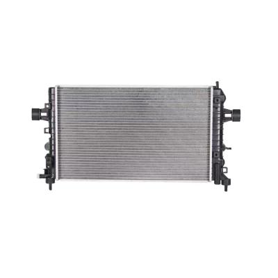 Cina 13170111 OE NO. Parts auto Radiatore in alluminio per motore OPEL ASTRA 1.8 in vendita