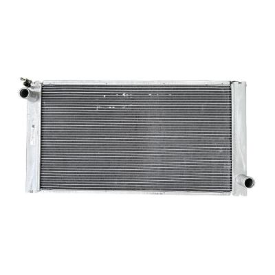 China 17112751276 OE NO. Sistema de refrigeración de piezas de automóvil Refrigerador de refrigerante del motor del automóvil para MINI R55 R56 en venta