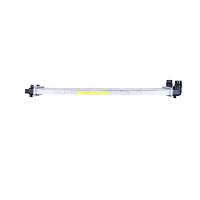 中国 1K0121251P 自動車用スペアパーツ アルミニウムラジエーター VW GOLF CADDY JETTA AUDI A3 1.8 TFSI 販売のため