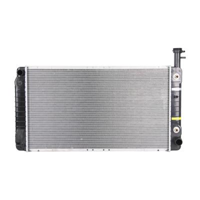 Китай 8MK376700441 Алюминиевый радиатор и пластиковый резервуар для воды для Chevrolet Express GMC Savana 5.3 продается
