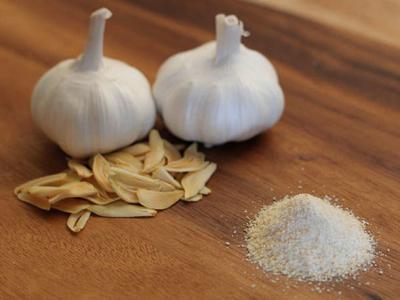 China 2015 new crop high quality dehydrated garlic flake, garlic powder ,garlic granules for sale