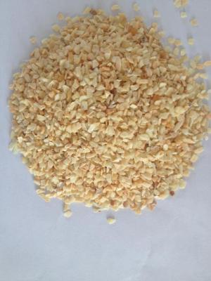 China Export high quality Chinese authentic flavor pollution-free 8-16 mesh garlic granules for sale