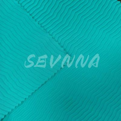 Cina Maglieria circolare di tessuto di nylon riciclato leggero 4 sentieri di allungamento asciugatura rapida solido/stampa in vendita