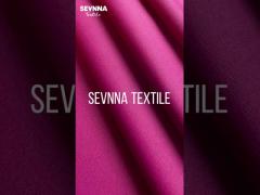 152 cm de largeur Tissu Lycra recyclé à motif simple pour des vêtements respectueux de l'environnement