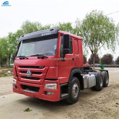 China Sinotruk Howo usou caminhões do trator 50 toneladas de prima de 371hp - motor 2016 anos à venda