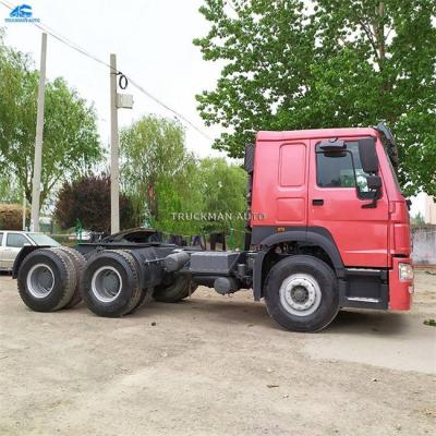 China Sinotruk Howo usou caminhões do trator 50 toneladas de prima de 371hp - motor 2016 anos à venda