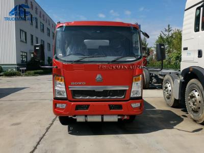 Cina 6000 camion cisterna 7.50R16 del combustibile derivato del petrolio del veicolo leggero di litro HOWO in vendita