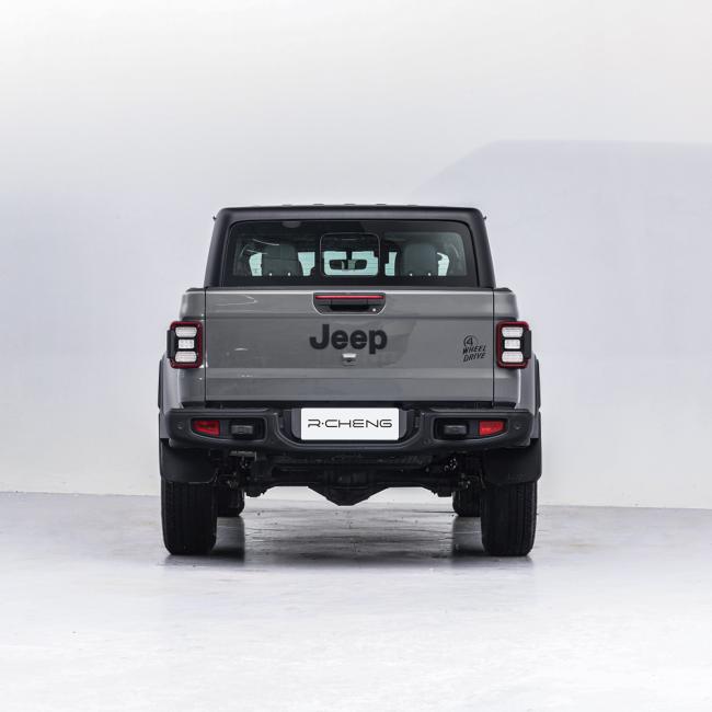 Jeep Gladiator Pickup Vehicle