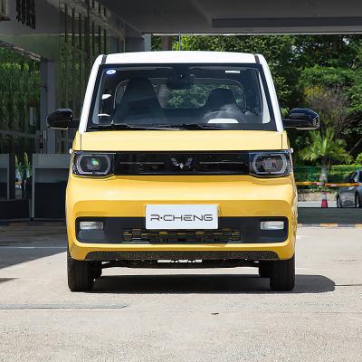 Cina 20KW 27Ps Wuling Hongguang Mini EV 100Km/H Guida a sinistra in vendita