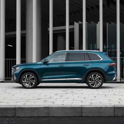Cina GEELY XINGYUE L Gas Chilometraggio Auto Auto Ibrida 215 km/h Con Tetto Apribile Panoramico in vendita