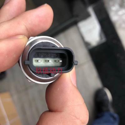 Cina Escavatore 4703324 di EX200-3 EX120-5 EX200-5G Hitachi stessi 4436271 del POTERE ad alta pressione del sensore JIUWU in vendita
