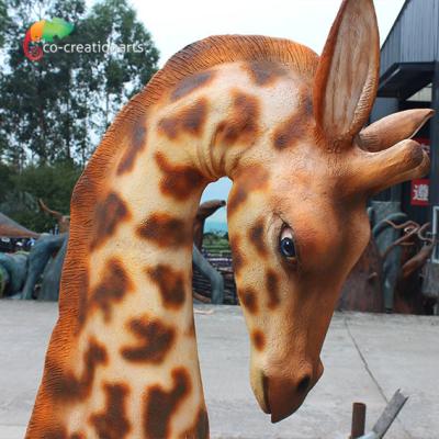 China Lighting Theme Park Fiberglass Giraffe Simulation Color for sale