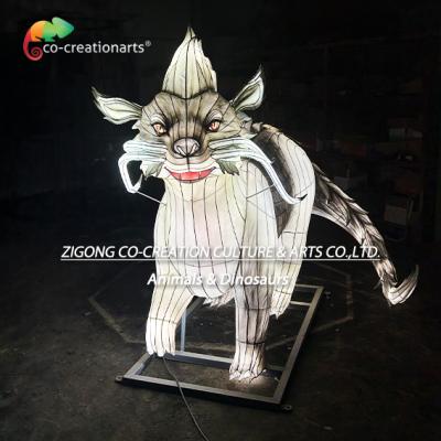 中国 LEDモホーク・クレストとドラゴン・テイル付きの未来的なホワイト・バッチャー・ランタン彫刻 販売のため