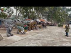 Tragbares Velociraptor-Animatronik-Dinosaurier-Kostüm: eine lebensechte Performance-Attraktion für interaktive Ausstellungen
