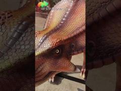 Superficie regolare del grande della vetroresina di Protoceratops della resina dinosauro animale delle statue
