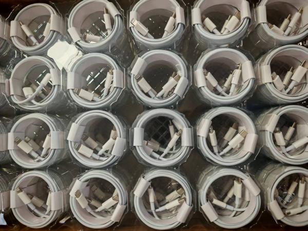 Quality Apple Iphone USB-C To Lightning Cable MM0A3 MX0K2 18W 20W 29W Convenient for sale