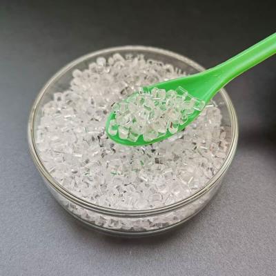 China Transparent Granule Alcohol Soluble Acrylic Resin For Wooden Furniture Coatings for sale