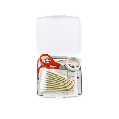 China Premium Gift Survival First Aid Kits , Home Travelling First Aid Kits for sale
