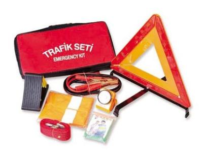 China 8 pcs auto emergency kit ,with warning triangle ,tow rope ,reflective vest for sale