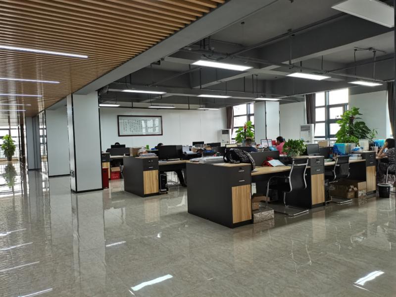 Проверенный китайский поставщик - Changzhou Xinweike Lightspeed Auto Parts Co., Ltd.