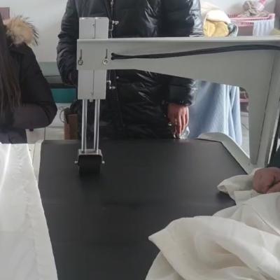 China Automatische Zuführmaschine Industrielle Gürtel-Stil Sechs synchrone Textilgewebe Kantenmaschine zum Nähen zu verkaufen