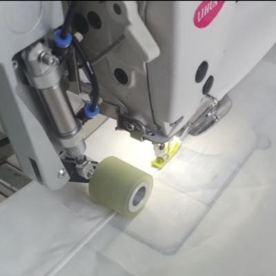 China Automatische Zuführmaschine Industrielle Gürtel-Stil Sechs synchrone Textilgewebe Kantenmaschine zum Nähen zu verkaufen