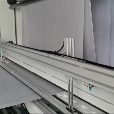 China Automatic Textile Cutter Lihua High Effective Horizontal Tension Cutting Machine for sale