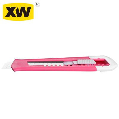 China High Carbon Steel 18MM Snap Off Blade Cutting Tools Plastic SX63N for sale